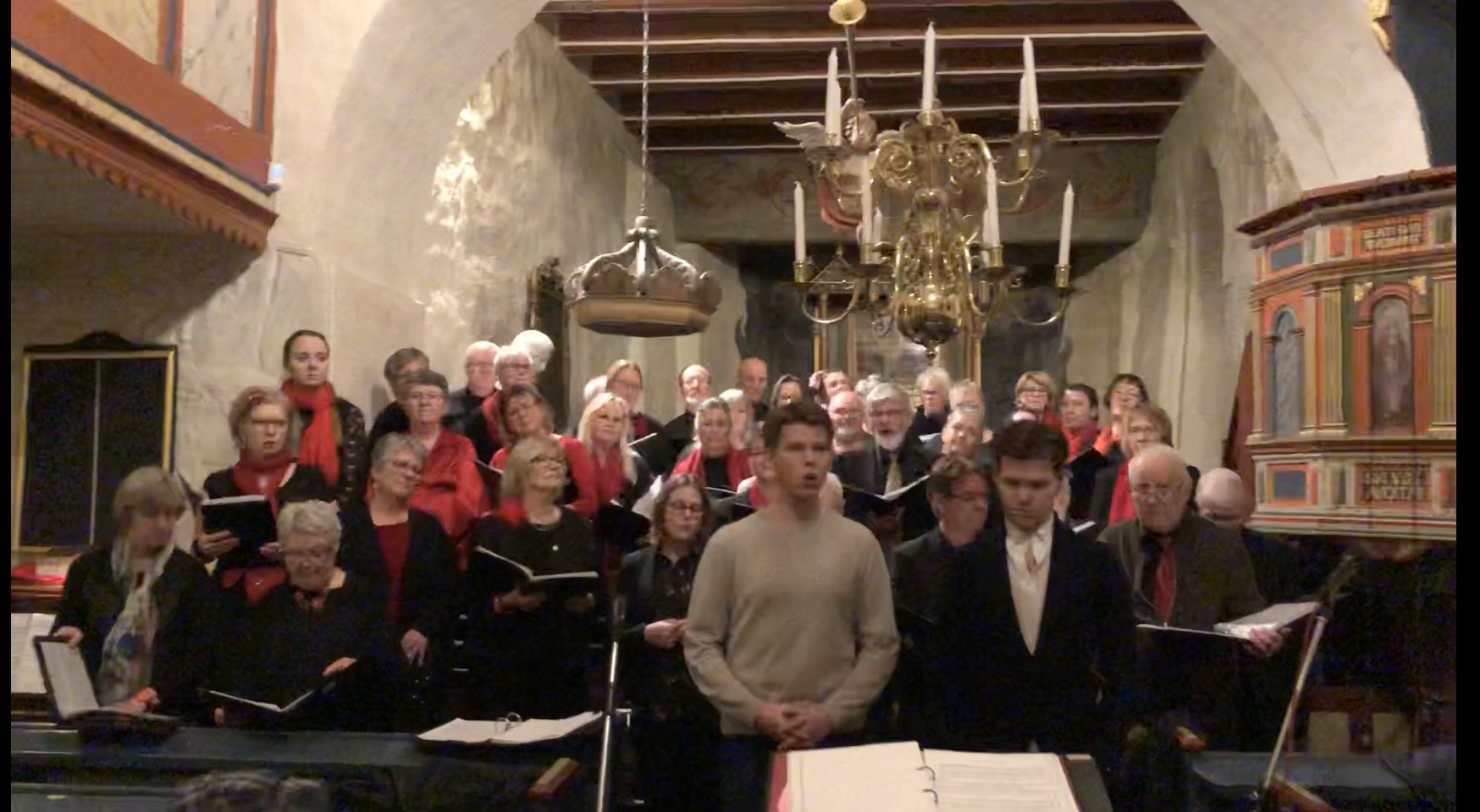 Julekonsert med Tomter Sangkor - Indre24