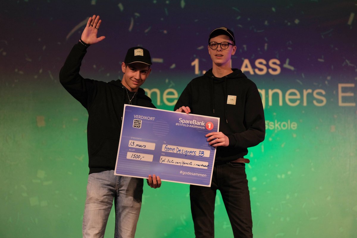 Prisdryss til de unge spillskaperne Oliver og Erik - Indre24